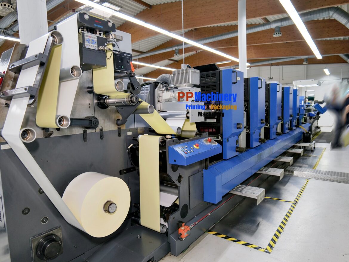 Gallus TCS 250 Intermittent offset label press with flexo varnishing ...