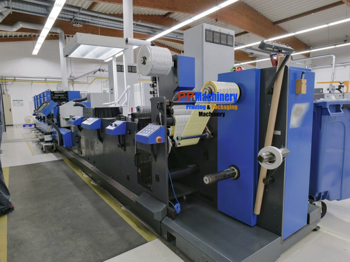 Gallus TCS 250 Intermittent offset label press with flexo varnishing ...