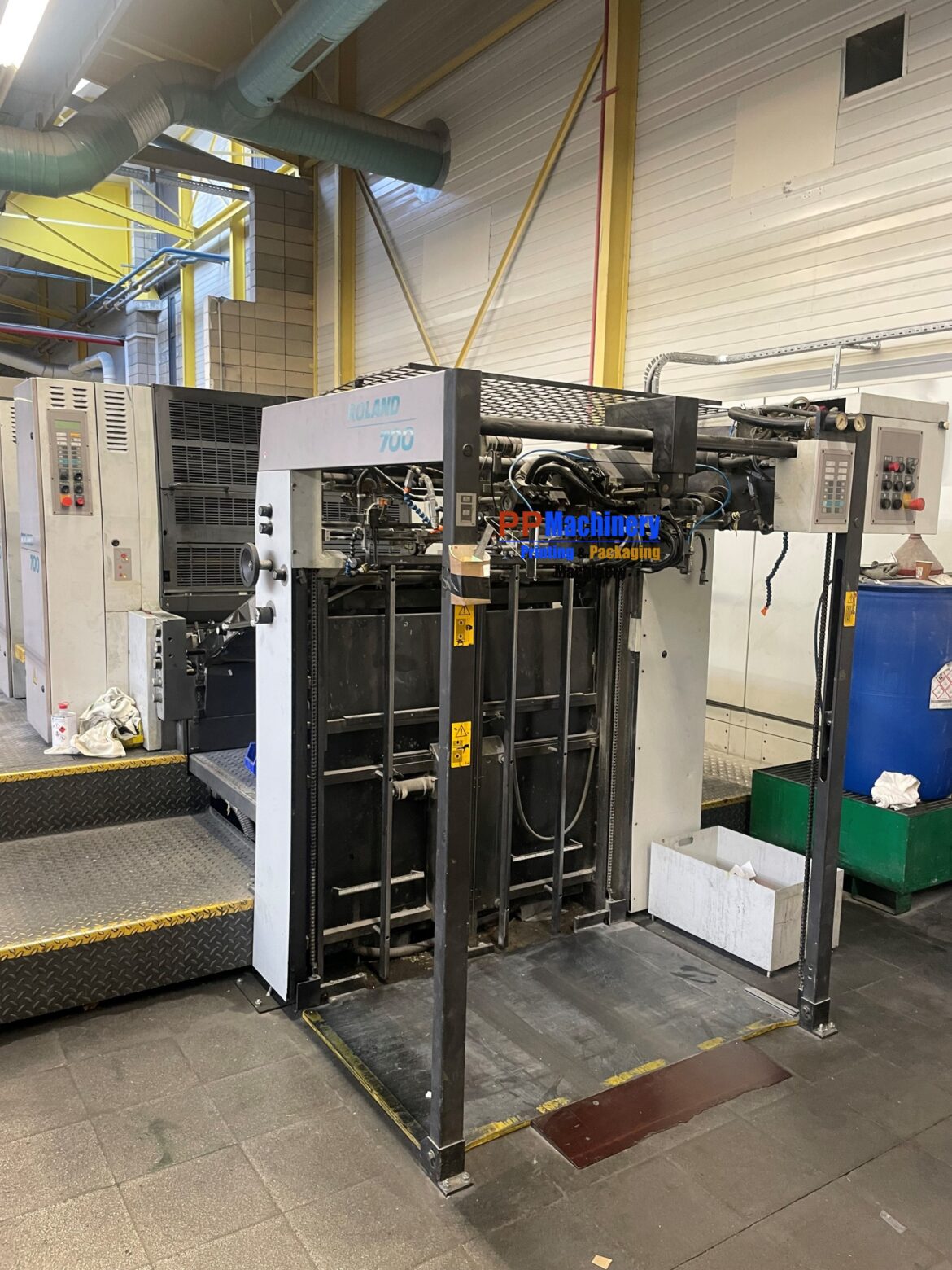 Roland 3B 702 2 colours offset printing machine with perfecting unit ...